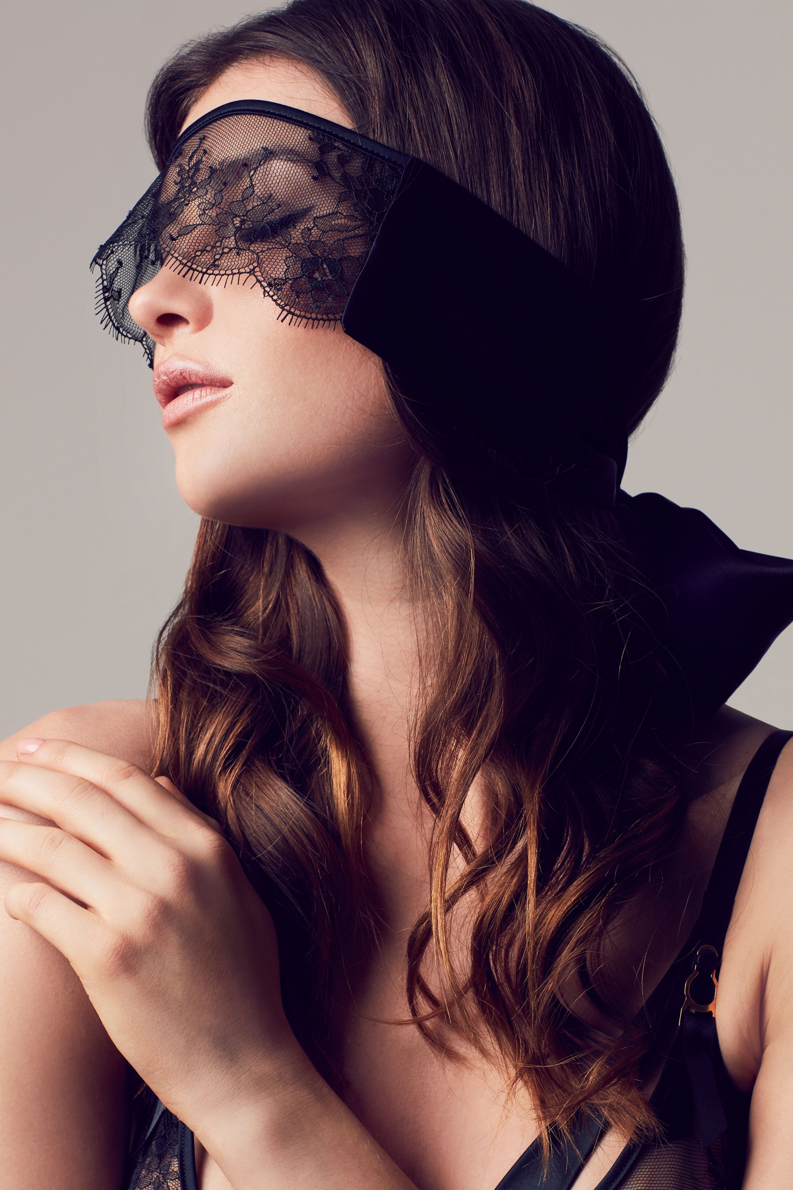 Sylvia Lace Blindfold | Lingerie Accessories– Tatu Couture